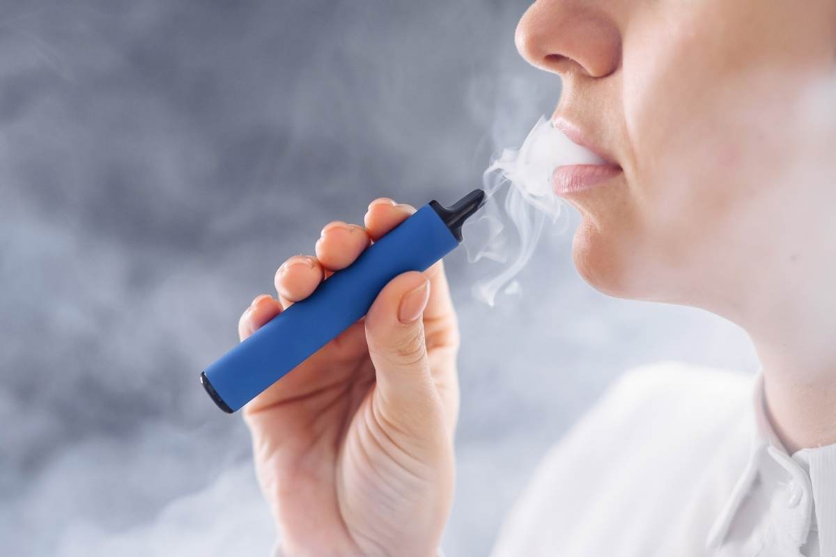 These Are the 4 Types of People Who Should Buy Disposable Vapes - Vape ...